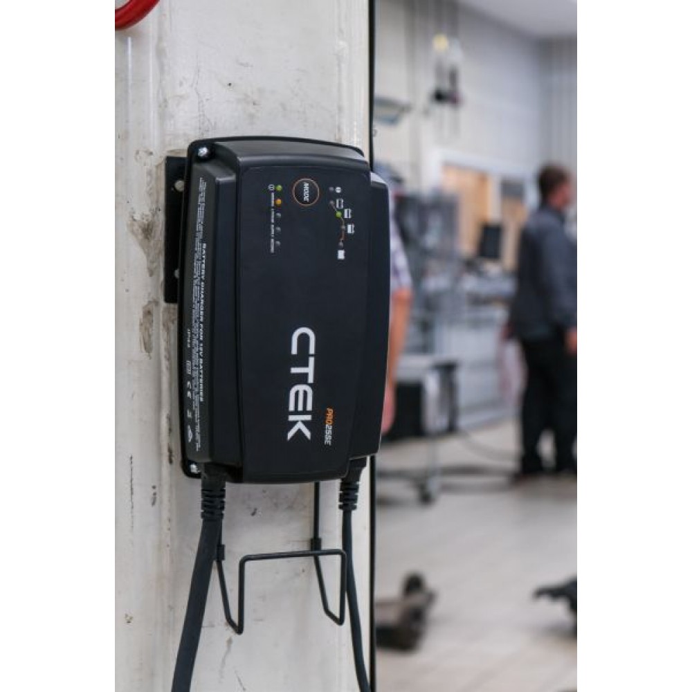 CTEK Akumulatoru lādētājs PRO 25SE EU 12V/25A un 6m kabelis, 40-197